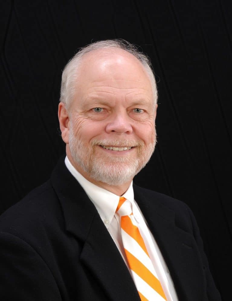 Optometrist Michael Kolarik - Knoxville Eye Doctor - Volunteer Eyecare